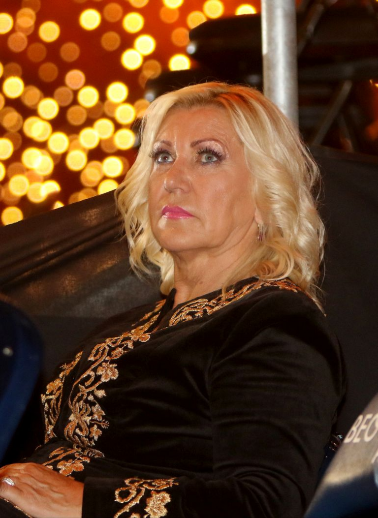 MERIMA NJEGOMIR JE RODILA ČETVERO DJECE, EVO KAKO ONI DANAS IZGLEDAJU ...